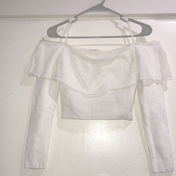 debut | Tops | Debut White Off The Shoulder Cropped Top | Poshmark